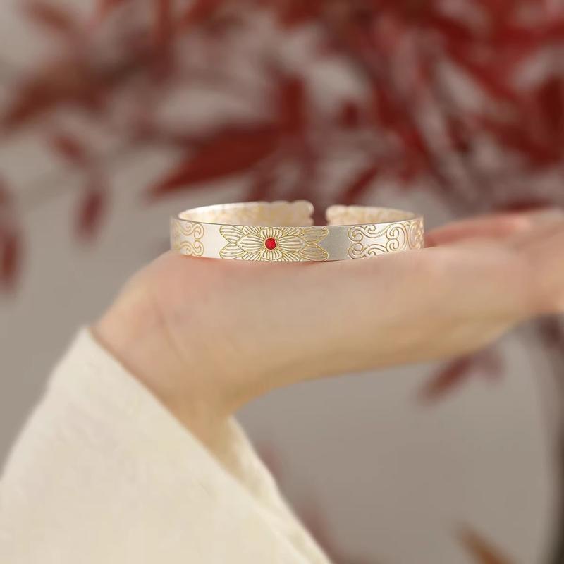 ・素材: 銅・処理: 電気メッキ・色: 海棠花・流行要素: 花・スタイル: 韓国風・カテゴリ: ブレスレット