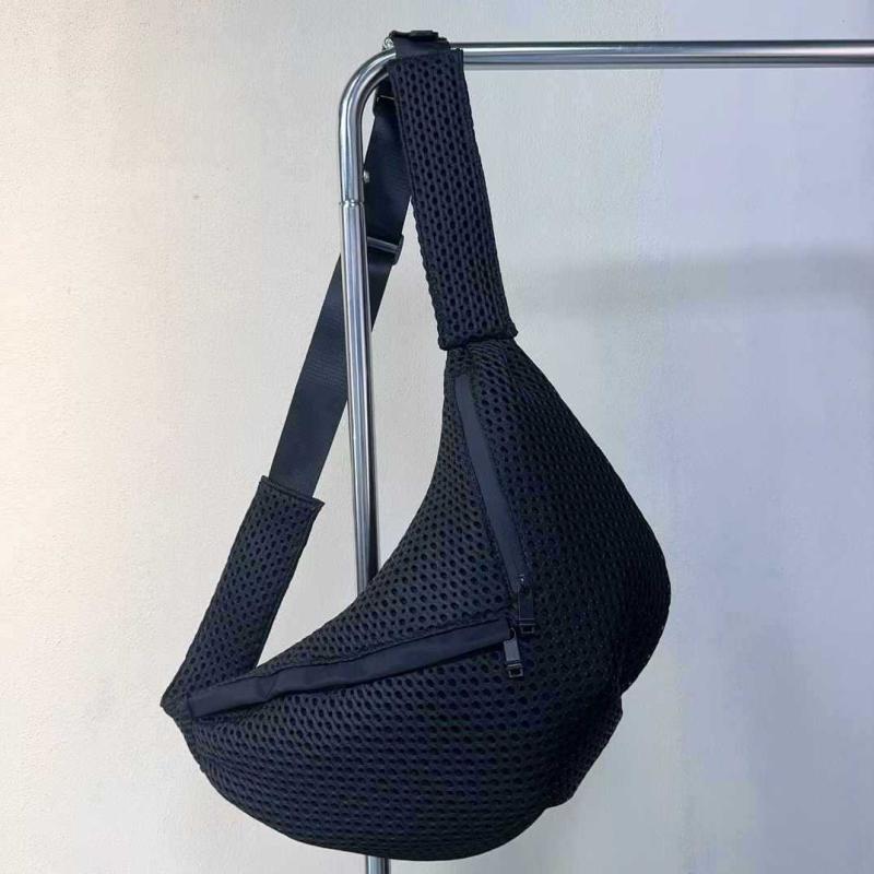 ・カラー: 2017ブラック、2017網布・スタイル: クロスボーダー・素材: オックスフォード・バッグのスタイル: 新月型バッグ・バッグのサイズ: 大・流行の要素: ステッチ・裏地の質感: ポリエステル綿・バッグの形状: 餃子型・開閉方法...