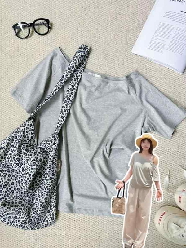 ・素材: 綿・柄: 花灰色・スタイル: プルオーバー・袖丈: 半袖・フィット: ゆったり・着丈: ミドル丈（50cm超～65cm以下）・ネックライン: オフショルダー・袖のタイプ: レギュラー・カラー: 花灰色, ブラック・サイズ: S, ...