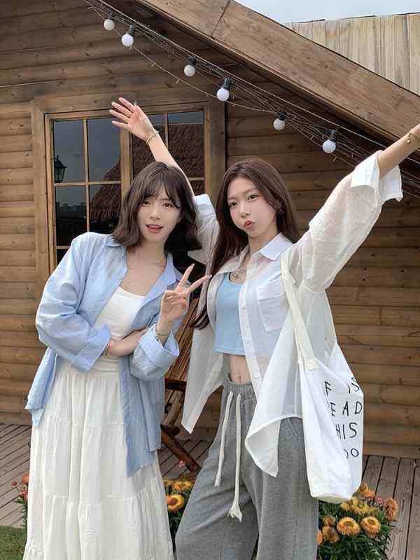 ・カテゴリ: シャツ・スタイル: 少女風・主な素材: 70%（含）-80%（不含）・柄: 無地・袖丈: 長袖・カラー展開: 白色、杏色、藍色・サイズ展開: S、M、L、XL・フィット: ゆったり・着丈: ミドル丈(65cm<着丈≤80...