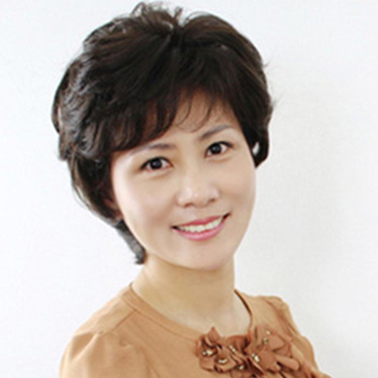 ・ヘアスタイル: その他・素材: 真人髪・対象: 女性・肌タイプ: 全ての肌色・顔型: 全ての顔型・長さ: ショート・染色/パーマ: 可能・効果: ヘアスタイルチェンジ、ボリュームアップ・カラー: 自然な黒, ダークブラウン・カテゴリ: そ...