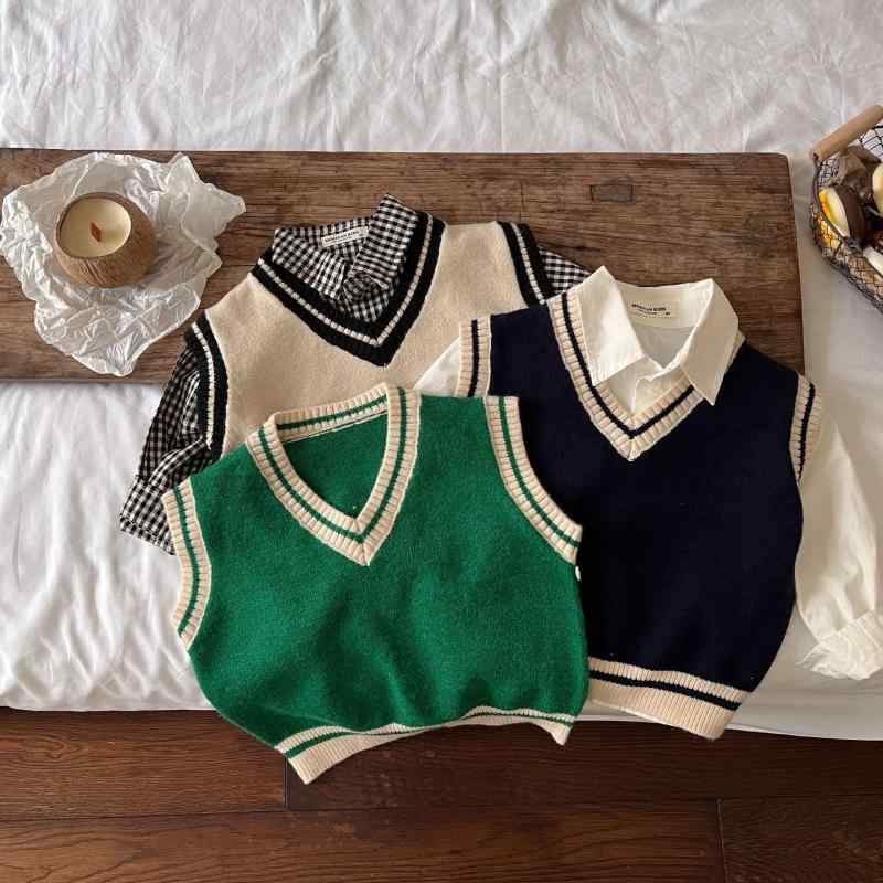 ・カテゴリ: 子供用セーター・商品名: ニットベスト・対象: 男女兼用・生地加工: 柔らか обработка・スタイル: シンプル・対象年齢: 3～8歳 (100～140cm)・シーズン: 秋冬・糸の太さ: 普通・厚さ: 普通・袖丈: ノ...