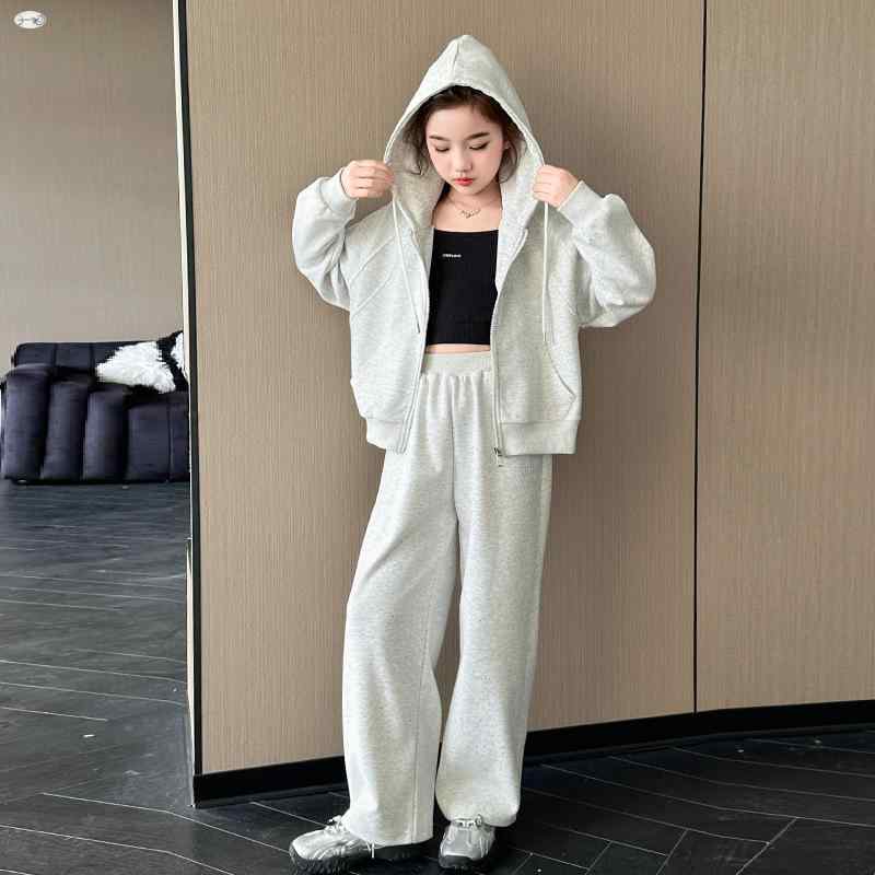 ・対象: 女の子・スタイル: 韓国風・セット内容: パンツ、トップス・袖丈: 長袖・パンツ丈: 長ズボン・生地: ニット・素材: 綿65%・柄: 無地・その他: フード付き（取り外し不可）・カラー: 白灰色、ピンク・サイズ: 120cm、1...