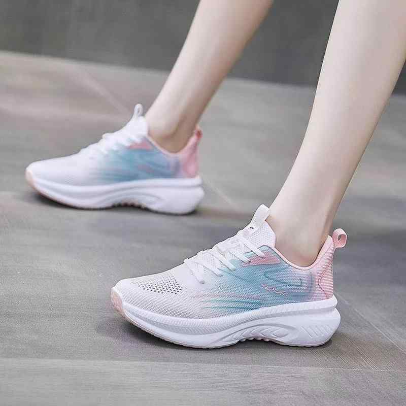 ・項目名: 着用方法・値: 前系带・項目名: スタイル・値: 甜美・項目名: 工芸・値: 涂鸦・項目名: 機能・値: 耐摩耗性・項目名: 厚さ・値: 普通・項目名: デザイン・値: カジュアル・項目名: 裏地素材・値: 網紗・項目名: 対象...