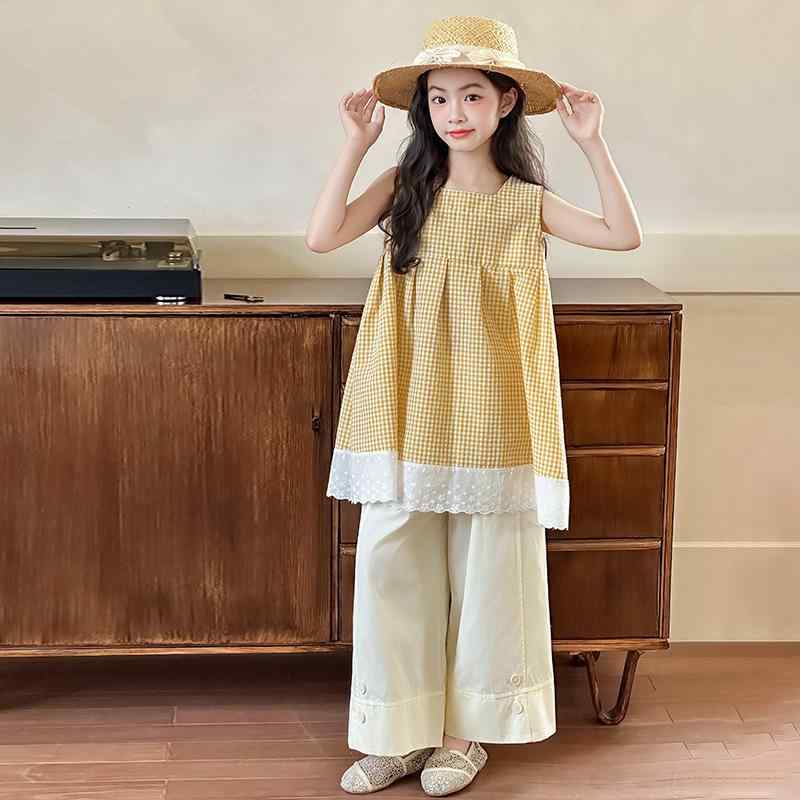 ・カテゴリ: 子供用セットアップ・対象: 女児・スタイル: 韓国風・セット内容: トップス、長ズボン・袖丈: ノースリーブ・フード: なし・生地加工: 柔らか обработка・厚さ: 薄手・柄: 格子柄・素材: 綿・その他素材: 綿・対...