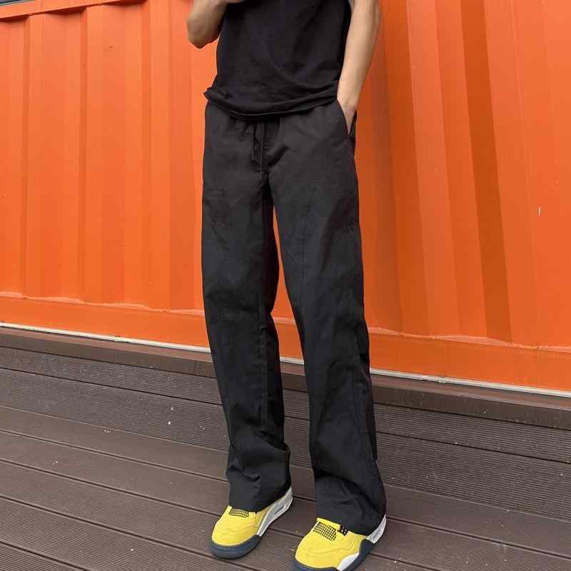 ・カテゴリ: カジュアルパンツ・スタイル: 韓国・対象: 青年・パンツスタイル: ワークパンツ・パンツ丈: フルレングス・ウエスト: ミドルウエスト・ベルト: なし・前立て: ひも・厚さ: 普通・柄: 無地・素材: 化学繊維混紡、ポリエステ...