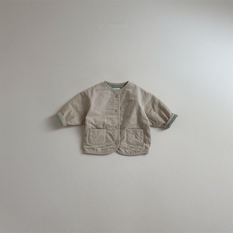 ・対象: 女児・対象年齢: 乳幼児(1~3歳, 80~100cm)・スタイル: 韓国風・柄: 格子・厚さ: 普通・フード: なし・要素: 格子, かわいい・袖丈: 長袖・画像: 実写(モデルなし)・安全レベル: A・生地: 綿・裏地: 綿・...
