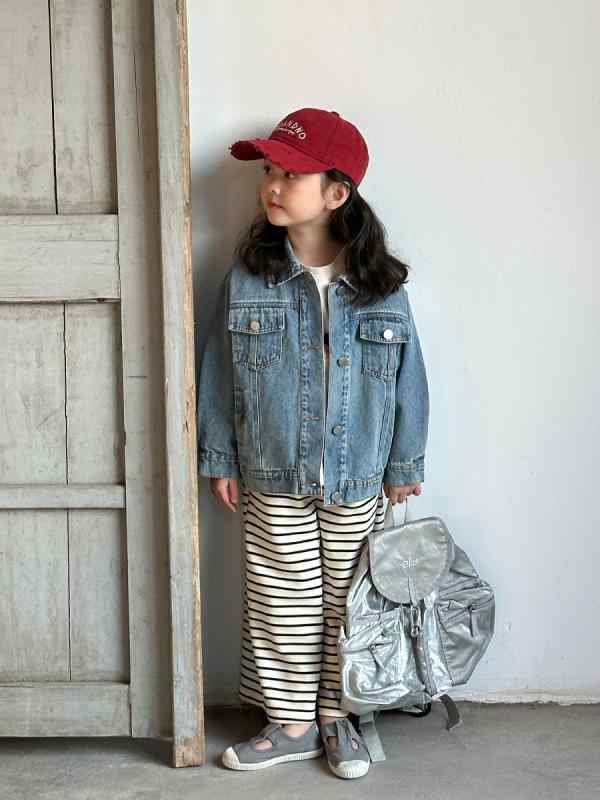 ・対象: 女の子・スタイル: 韓国・セット内容: パンツ・対象年齢: 3～8歳 (100～140cm)・袖丈: 長袖・パンツ丈: 長ズボン・厚さ: 普通・柄: 無地・素材: デニム、綿95%・安全レベル: B・留め具: シングルブレスト・カ...