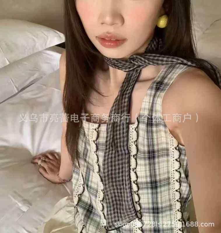 ・カテゴリ: スカーフ・素材: 麻、綿麻・柄: ストライプ、格子柄・スタイル: レトロ・長さ: 80-100cm・織り方: 平織り