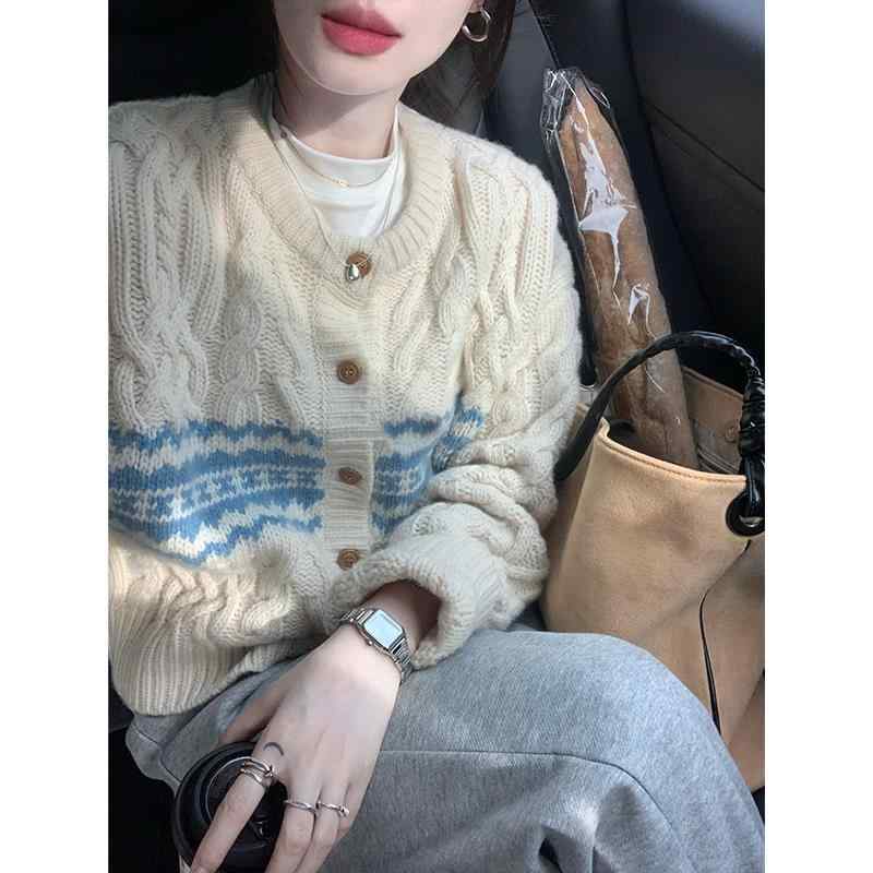 ・素材: 綿、包芯纱・スタイル: カーディガン・フィット: レギュラー・袖: 長袖・ネックライン: ラウンドネック・着丈: 普通 (50cm超～65cm以下)・カラー: アプリコット・サイズ: S, M, L, XL・テイスト: 通勤・素材...