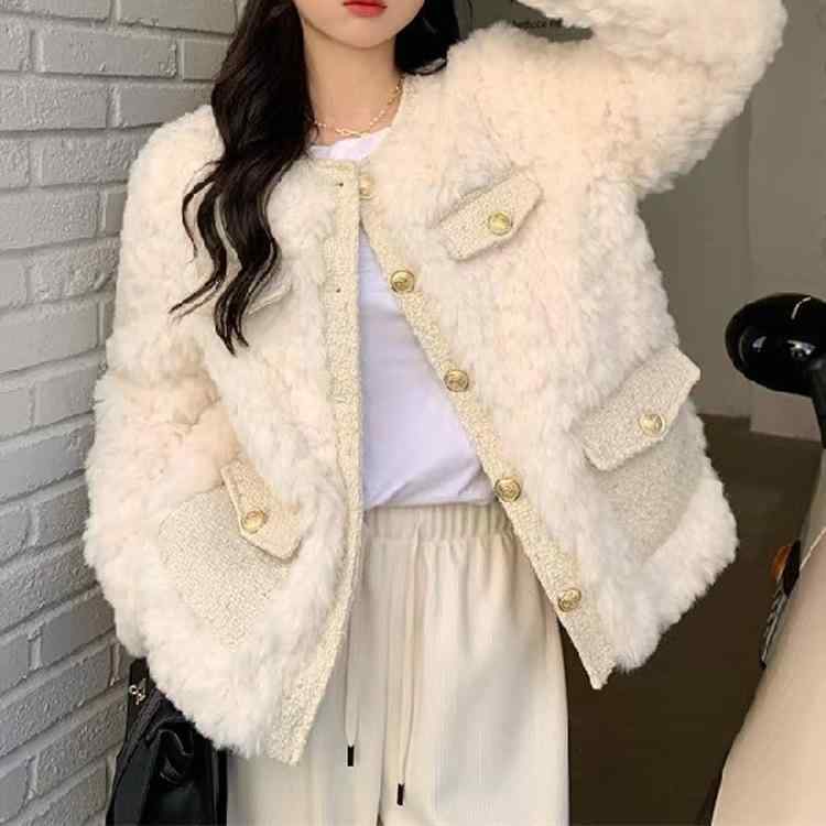 ・カテゴリ: アウター・素材: ポリエステル・柄: 無地・フィット: レギュラー・組み合わせ: シングル・厚さ: 厚手・着丈: ミドル丈 (50cm超65cm以下)・袖丈: 長袖・袖のタイプ: レギュラー袖・ネックライン: ラウンドネック・...