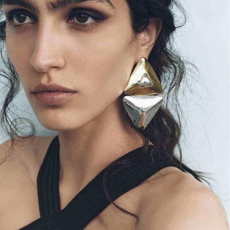 ・素材: 亜鉛合金・造型: 幾何学型・処理: 電気メッキ・カラー: ゴールド, シルバー・流行要素: 三角形・スタイル: 欧米, ファッション・製品カテゴリ: イヤリング・対象: レディース・流行要素分類: 幾何学