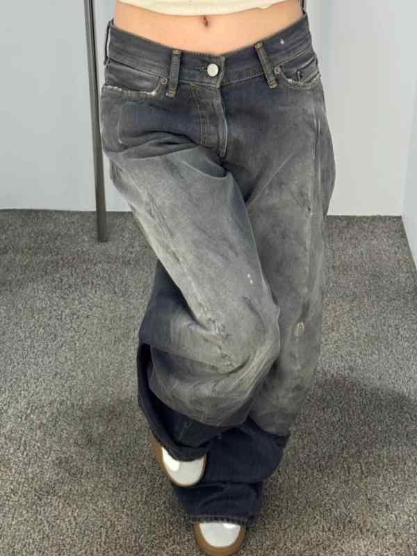 ・素材: 綿95%以上・スタイル: 基本款、ストリート・パンツ丈: フルレングス・ウエスト: ミドルウエスト・厚さ: 普通・流行の要素: ダメージ加工・カラー: グレーフレア、グレーワイドレッグ・サイズ: 30, 31, 32, 33, 3...