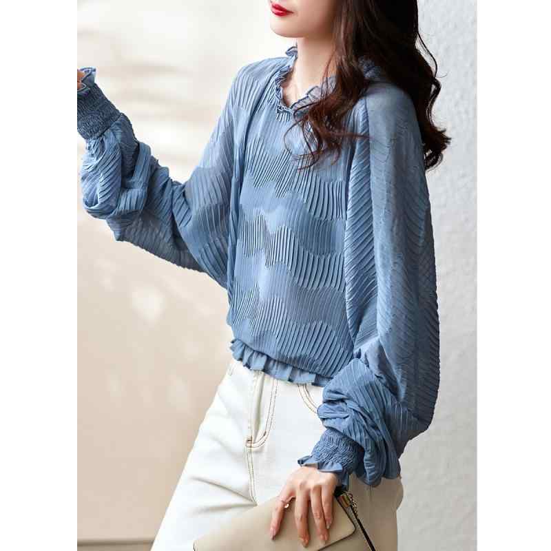 [ "・主な素材: ポリエステル", "・柄: 無地", "・袖丈: 長袖", "・フィット: ゆったり", "・ネックライン: Vネック"...