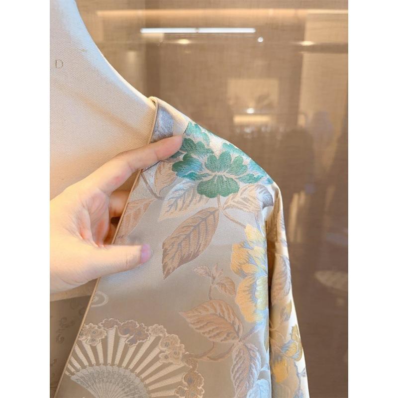 ・主な素材: 聚酯纤维・柄: その他・スタイル: プルオーバー・袖丈: 長袖・版型: ゆったり・ネックライン: Vネック・袖のデザイン: ドロップショルダー・流行のディテール: その他・カラー: 新中式外套・サイズ: S, M, L, XL...