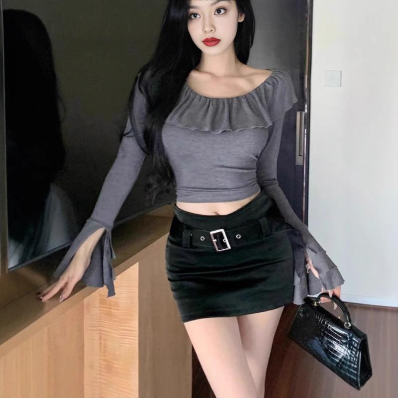 Tシャツ レディース グレー 無地 オフショルダー ベルスリーブ スリット レイヤード風 スリム フィット トップス 大人かわいい フェミニン ストレッチ性 春夏 デイリー 普段使い お出かけ きれいめ シンプル カジュアル おしゃれ・カテ...
