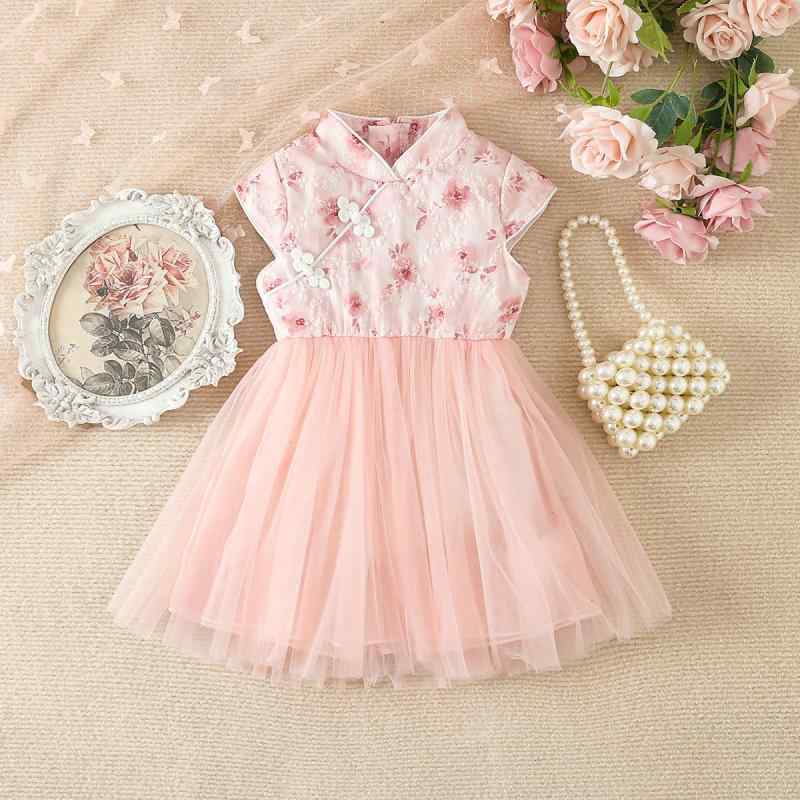 [ "・スタイル: スイート", "・生地名: 綿", "・スカートの種類: ワンピース", "・安全レベル: B", "・主な生地の組成: 綿&qu...