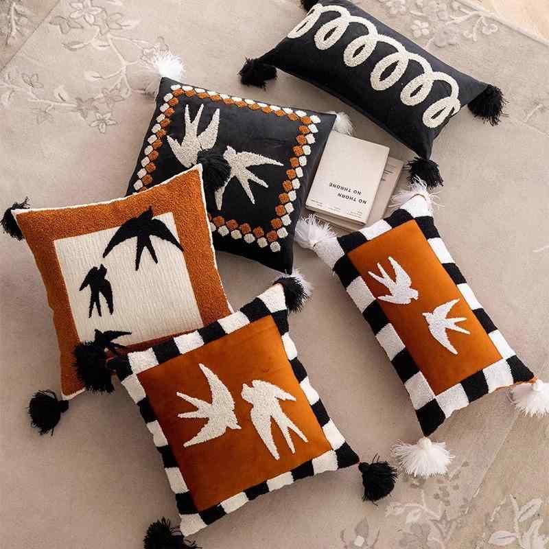 ・製品カテゴリ: クッションカバー/抱き枕カバー・素材: ポリエステル・パターン: 無地・カラー: 双燕绕梁毛巾绣抱枕, 框中飞鸟毛巾绣抱枕, 飞向山毛巾绣抱枕, 飞鸟画框毛巾绣抱枕, 奇妙螺旋毛巾绣抱枕・サイズ: 45*45cm枕カバー,...