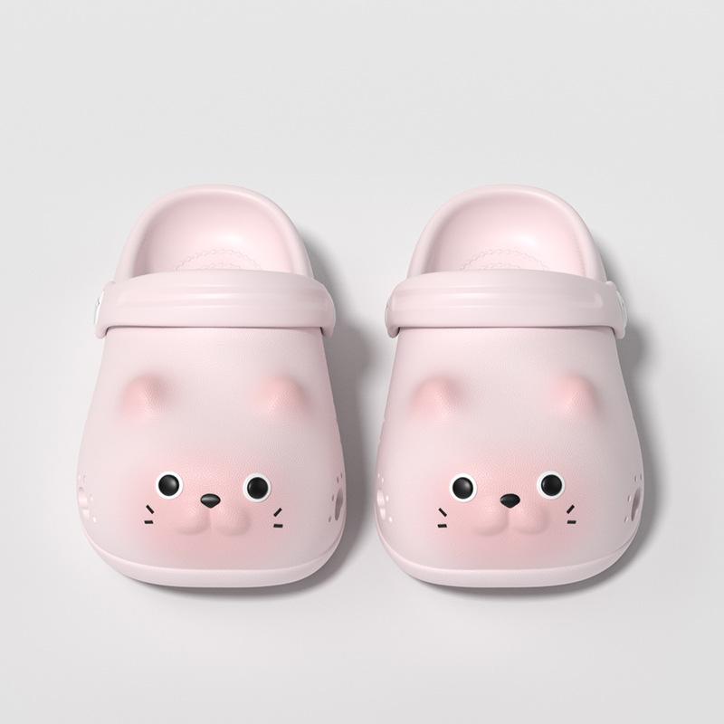 [ "・性別: 中性/男女兼用", "・靴の素材: EVA", "・対象年齢: 幼児(1-3歳)、ミドルキッズ(7-12歳)", "・柄: キャラクター", &...