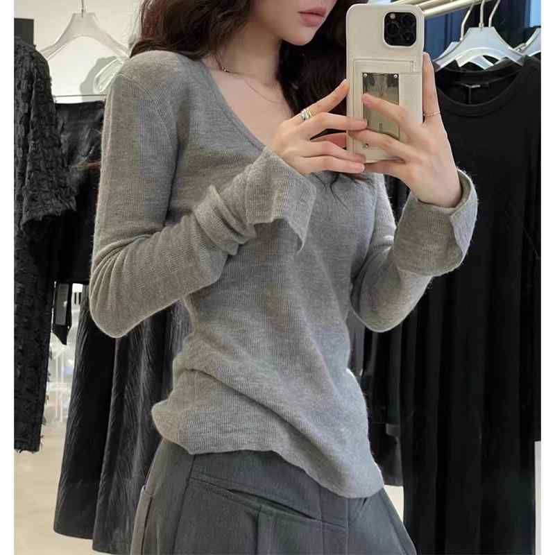 ・素材: 腈纶、涤纶（聚酯纤维）・柄: 無地・厚さ: 中厚・スタイル: プルオーバー・フィット: スリム・袖丈: 長袖・ネックライン: Uネック・着丈: 普通(50cm<着丈≤65cm)・カラー: ホワイト, グレー, ブラック, オ...