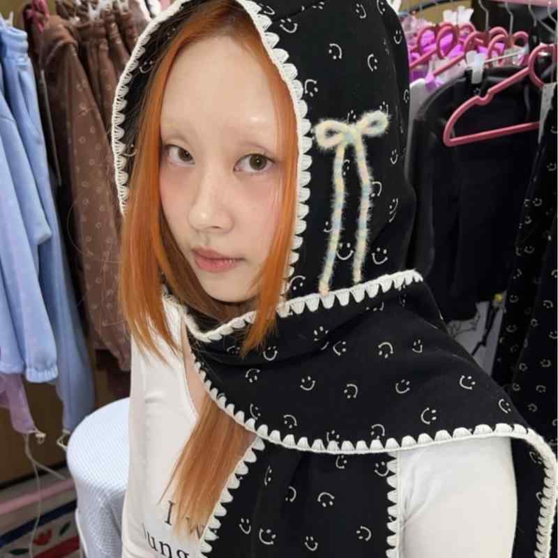 ・編み方: 平織り・機能: 保温・スタイル: ミドル丈・カラー: ブラック・長さ: 174cm×17cm・素材: 綿・綿の含有量: 71～80％・加工方法: ニット、プリント・流行要素: 無・季節: 冬