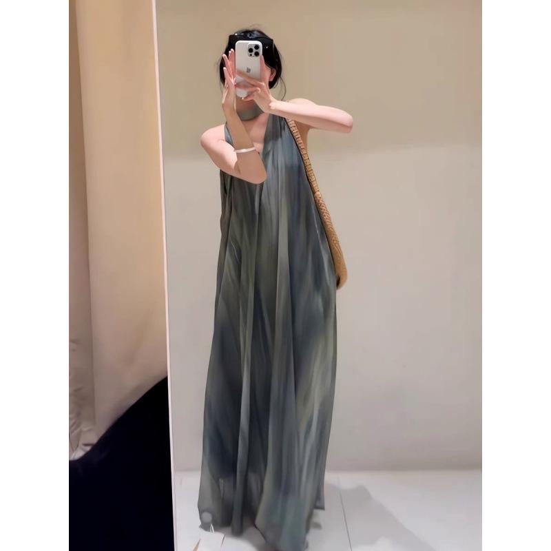 ・工艺: 丝光・款式: 斜肩款・组合形式: 单件・裙长: 长裙・裙型: 仙女裙・领型: 高领・袖型: 飞飞袖・袖丈: 長袖・腰型: 宽松腰・流行元素: 马卡龙色・颜色: 水墨绿, 柠檬黄・サイズ: S, M, L, XL・风格类型: 街头潮...