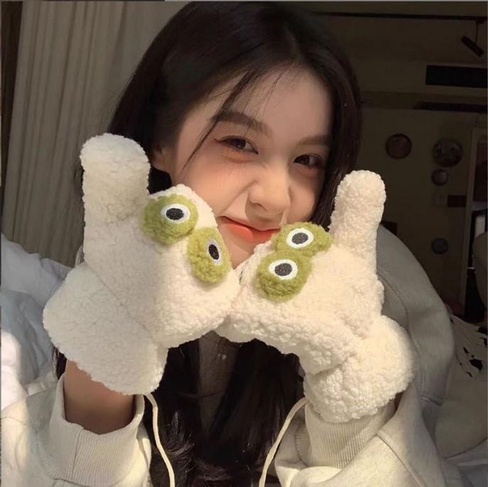 ・機能: 保温・スタイル: かわいい、個性派・色: 緑, 白・サイズ: フリーサイズ・対象: 男女兼用・素材: ポリエステル繊維・種類: 保温手袋・タイプ: ミトン