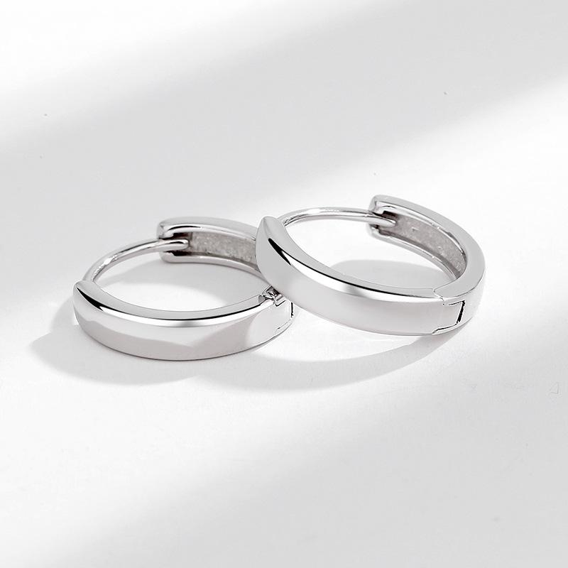 ・スタイル: 男女兼用・造型: 几何型・処理工艺: 抛光・カラー: 白金色(ペア), 白金色(シングル), ブラック(ペア), ブラック(シングル)・純度: 925シルバー・流行元素: 円形・風格: 冷淡風・製品カテゴリ: イヤリング・適用...