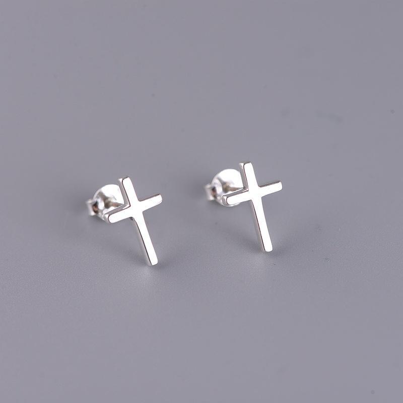 ・素材: シルバー925・処理方法: 素銀・造型: 幾何学型・カテゴリ: 耳飾り・スタイル: 個性・対象: 男女兼用・流行要素: 十字架