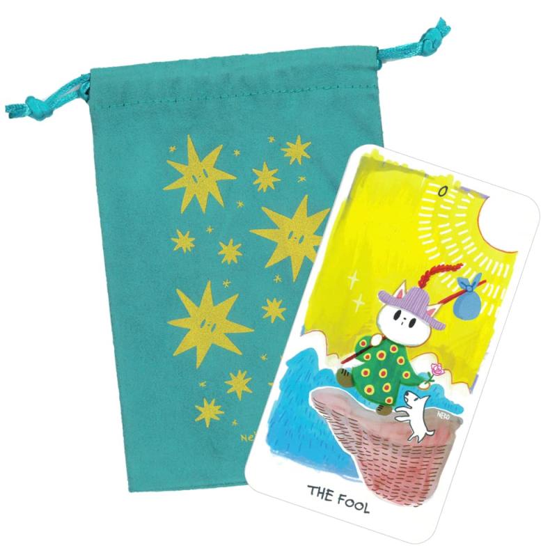 ねこタロ ｜ 猪野屋ねこ ｜ カード22枚（大アルカナのみ） 日本語解説カード 専用ポーチ付き 【正規品】内容：カード全22種、日本語解説カード付き（2枚）、巾着付パッケージサイズ：H115×W75×D15[mm]カードサイズ：H110×W...