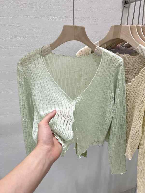 ・柄: 無地・袖丈: 長袖・袖のタイプ: フレア袖・カラー: ブラック, ホワイト, ベージュ, グリーン, パープル, ピンク, ブルー・サイズ: フリーサイズ・スタイル: エレガント・カテゴリ: セーター