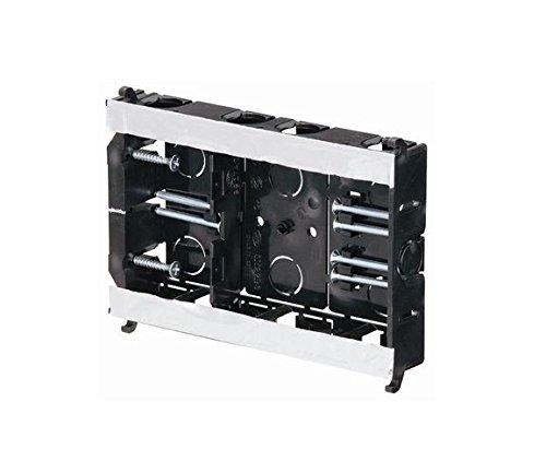 日動電工 配ボックス 薄型 3個用 Bタイプ SM27B3掲載されている画像は代表画像のため実際とは異なる場合があります。●種類:3個用●薄型●厚み:27mm●材質:硬質塩化ビニル●付属品:皿M4×40先とがりねじ(6本)、2条タッピンねじ...