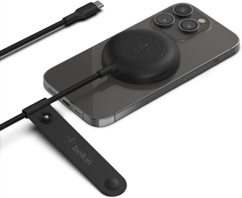 Belkin 磁気ワイヤレス充電パッド 急速充電 iPhone12シリーズ対応 7.5W BOOST↑UP™ WIA005