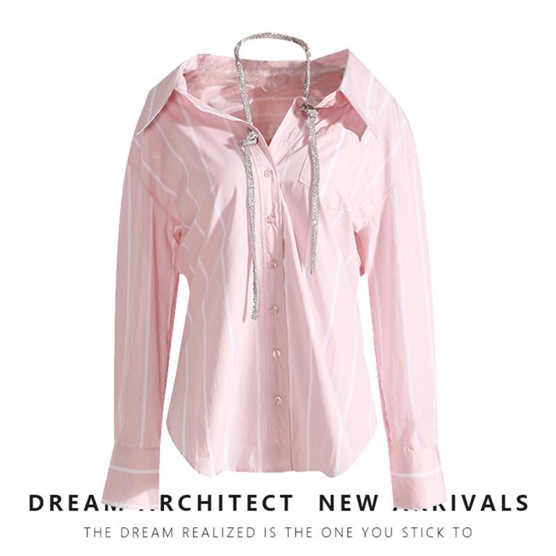 シャツ レディース ゆったり 中長丈 ストライプ 長袖 高級感 ビッグシルエット 綿 普段使い 通勤用 伸縮性 接触冷感 吸湿速乾・カテゴリ: シャツ・スタイル: フレッシュスイート・主な素材: 綿70-80%・ネックライン: ・袖丈: 長...