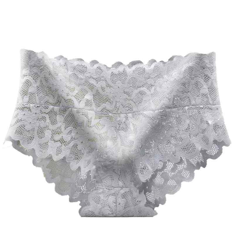 [ホワイトファング] レース ショーツ 下着 パンツ インナー 快適 ナイロン デザイン エレガント レディース TT610日々を特別なものに変える、全体に施されたレース仕様のレディースショーツ。肌触り滑らかなナイロン素材で、優雅ながらも快...