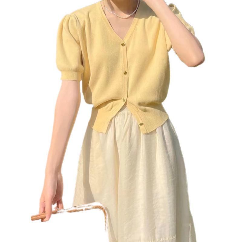 ・面料: 粘胶纤维・主な素材: 粘胶纤维・柄: その他・厚さ: 中程度・組み合わせ形式: 単品・スタイル: カーディガン・版型: 宽松型・袖型: パフスリーブ・ネックライン: ホルターネック・袖丈: 超長袖・流行要素: その他・着丈: 普通...