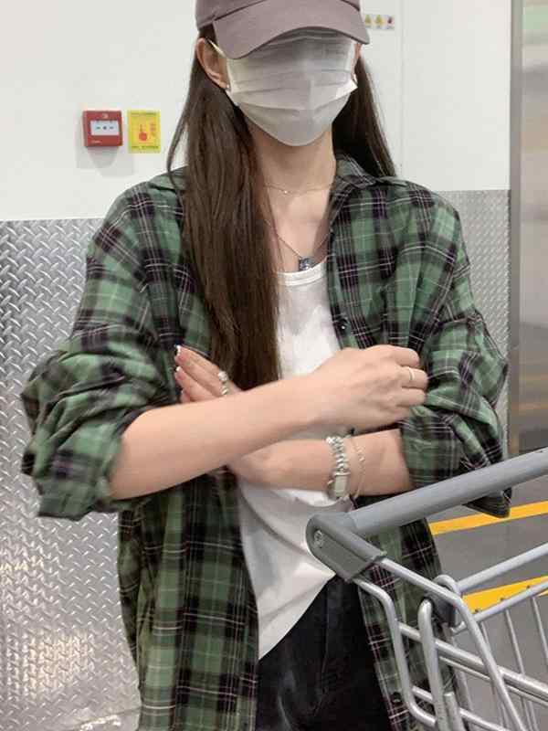・カテゴリ: シャツ・スタイル: 復古風・主な素材: 綿70%～80%・柄: 条紋/格子・ネックライン: 翻領・袖丈: 長袖・袖型: 常规袖・カラー展開: 緑・サイズ展開: M,L,XL,XXL,XXXL・フィット: ゆったり・着丈: ミド...
