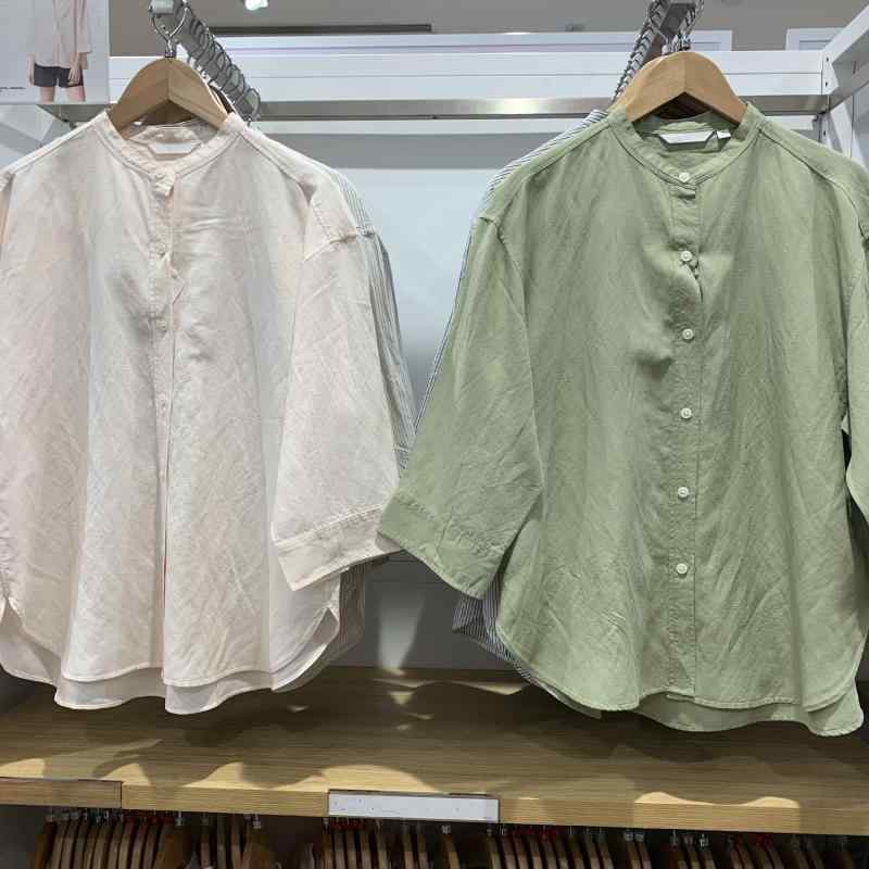 ・主な素材: 雪尼尔、氨纶・袖丈: 七分袖・ネックライン: 立领・袖型: 公主袖・柄: 条纹・カラー展開: 乳白色、翠绿色、水粉色、藏青色、米色、青灰色・サイズ展開: S、M、L、XL・カテゴリ: 衬衫