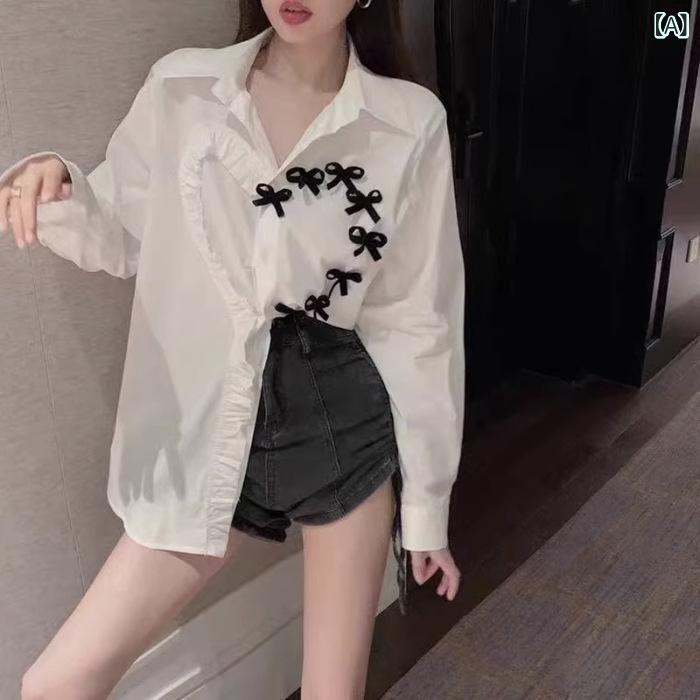 ・主な素材: ポリエステル100%・柄: 無地・袖丈: 長袖・衣丈: 中長・ネックライン: ポロ・袖型: 標準・流行要素: ボタン・カラー展開: ホワイト・サイズ展開: M,L,XL・スタイル: 通勤