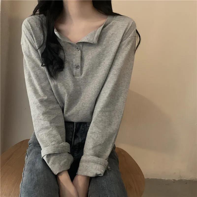 ・カテゴリ: Tシャツ・スタイル: 甘美風・主な素材: ポリエステル95%以上・パターン: 無地・袖丈: 長袖・フィット: スリムフィット・着丈: 普通(50cm超～65cm)・ネックライン: クルーネック・袖型: 標準袖・カラー展開: 白...