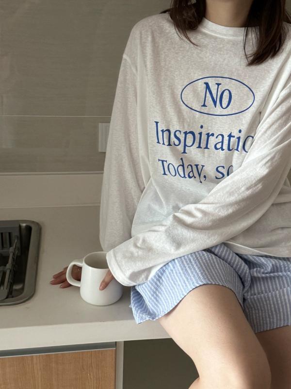 ・カテゴリ: Tシャツ・スタイル: 日韓カジュアル・主な素材: 綿50-70%、ポリエステル30-50%・柄: 字母プリント・袖丈: 長袖・ネックライン: クルーネック・カラー展開: 白灰色、白色・サイズ展開: M、L、XL、XXL