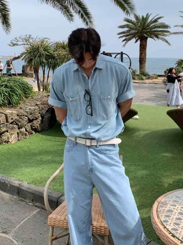 ・スタイル: 韓版・カテゴリ: シャツ・対象年齢: 成人・対象性別: 男性・対象層: 青年・スタイル詳細: 開衫、ポケット付き・フィット: ルーズフィット・ネックライン: スクエアネック・袖丈: 短袖・柄: スプラッシュカラー・厚み: 普通...