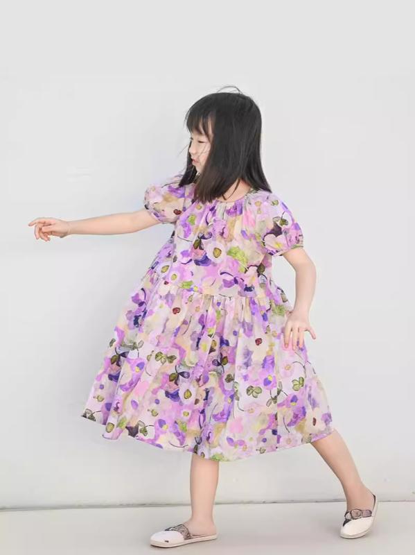 ・カテゴリ: 連衣裙・スタイル: 田園・主な素材: 綿100%・柄: 花朵・袖丈: 短袖・スカートシルエット: A字・カラー展開: 紫色・サイズ展開: 120cm,130cm,140cm,150cm,160cm,170cm