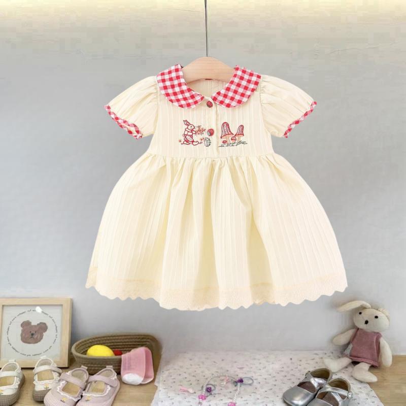 ・カテゴリ: 童スカート・スタイル: プリンセス・主な素材: 綿80%・柄: 格子・袖丈: 短袖・カラー展開: 米黄・サイズ展開: 73、80、90、100、110