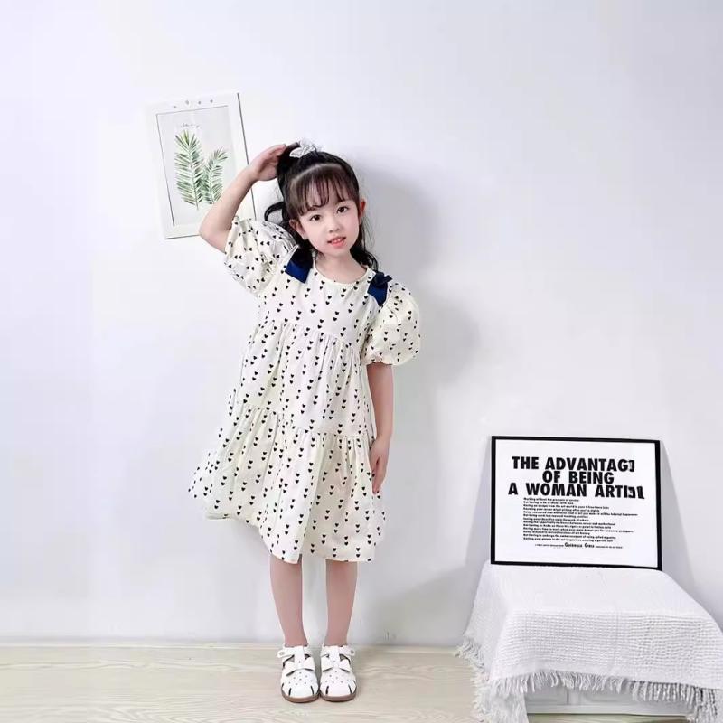 ・カテゴリ: 童裙・スタイル: 公主・主な素材: 綿98%・柄: 花朵・袖丈: 短袖・スカートタイプ: 連衣裙・スカートヘム: 荷叶边裙・要素: 田园・対象性別: 女・対象年齢: 中小童(3~8歳)・サイズ展開: 80cm,90cm,100...