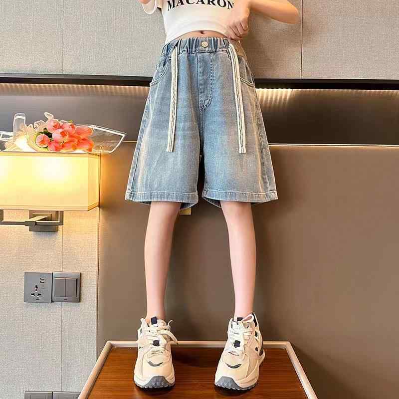 ・カテゴリ: 牛仔パンツ・スタイル: 韓国風・主な素材: 牛仔75-95%・パンツ丈: 5分丈・柄: 花柄・要素: 可愛い・厚み: 薄手・対象: 女性・パンツ腰: 高腰・パンツ開閉: ゴムウエスト・カラー展開: 251、252、253、25...