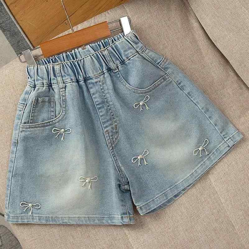 ・カテゴリ: ショートパンツ・スタイル: カジュアル・主な素材: 牛仔布/綿81-90%・パンツ丈: ショート・厚さ: 薄手・対象: 女性・柄: 刺繍蝶結び・パンツ腰: 高腰・パンツ開閉: ゴム・サイズ展開: 120cm,130cm,140...
