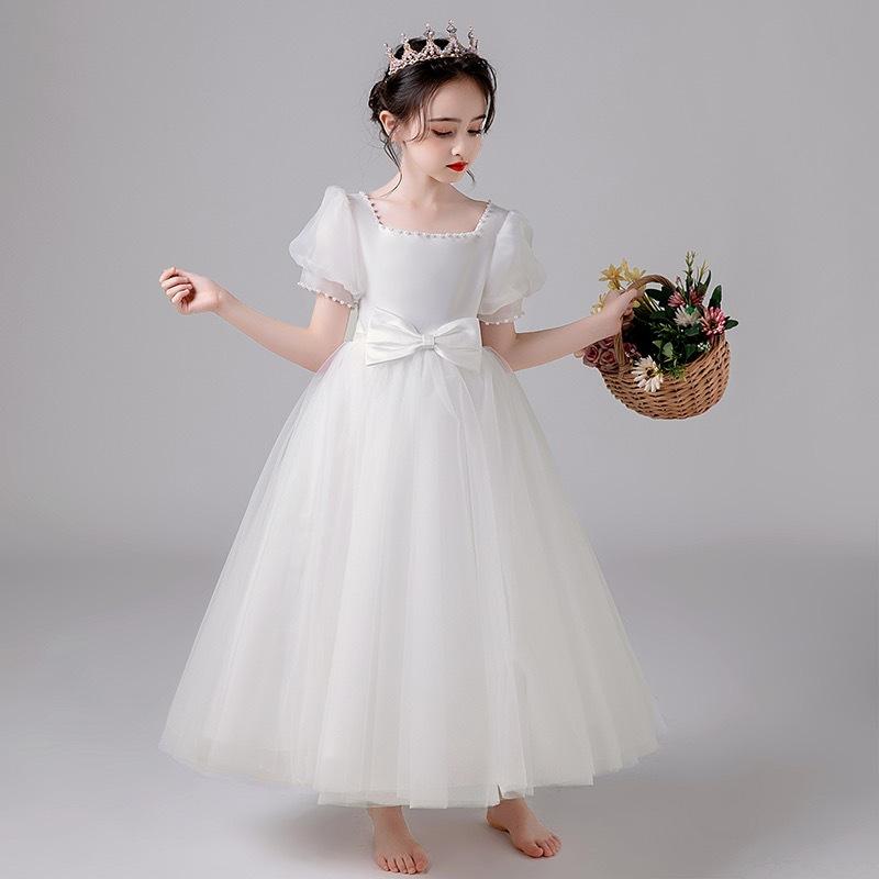 ・カテゴリ: 童礼服・対象年齢: 3〜8歳・対象身長: 100〜160cm・対象性別: 女・主な素材: ポリエステル80%・裏地素材: 綿・スタイル: プリンセス・ディテール: 蝶ネクタイ、チュール・カラー展開: ホワイト・サイズ展開: 1...