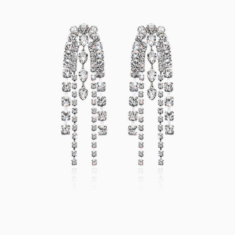 ・カテゴリ: 耳飾・スタイル: ins風・スタイル分類: 文艺复古・主な素材: 镀银・流行元素: 水钻、花卉、蝴蝶、几何、贝壳、星星、字母、条纹、国潮、花朵、爱心、复古、糖果