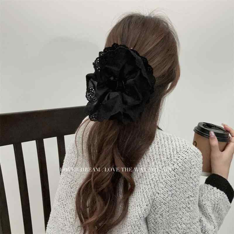 ・カテゴリ: ヘアアクセサリー・スタイル: 小香風、清新甜美・素材: 混合素材・加工: 手作り・タイプ: 抓夹・対象: 女性用・カラー展開: 白色レース交差抓夹（両用）、黒色レース交差抓夹（両用）・流行要素: 葫芦、珊瑚、百合、郁金香、牡丹...